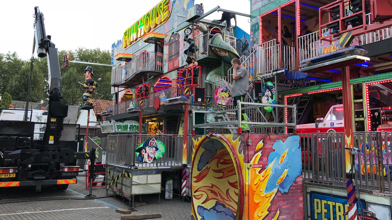 Kermisopbouw Edam | Lokale Omroep Volendam Edam