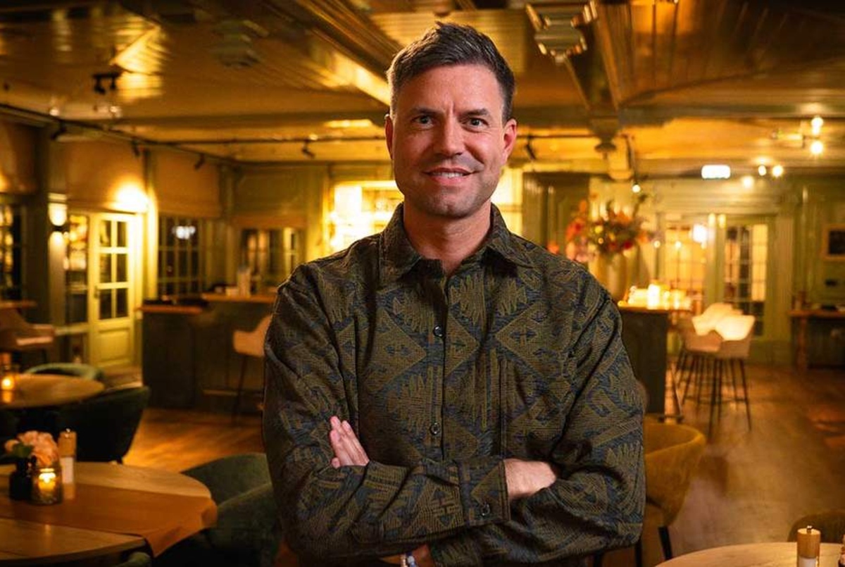 Simon Keizer presentator van tv-programma 'Onvergetelijke Liedjes ...