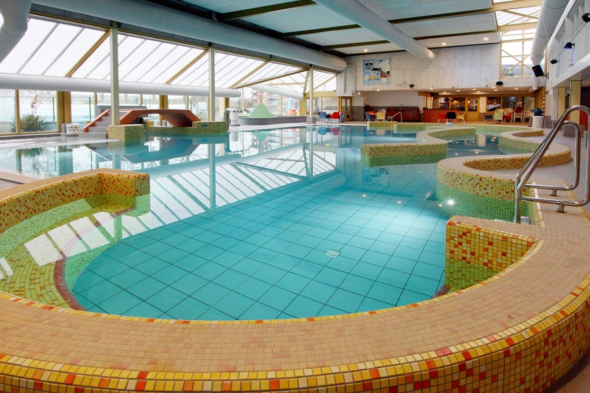 Tijdelijke sluiting binnenbaden Zwembad De Waterdam | Lokale Omroep ...
